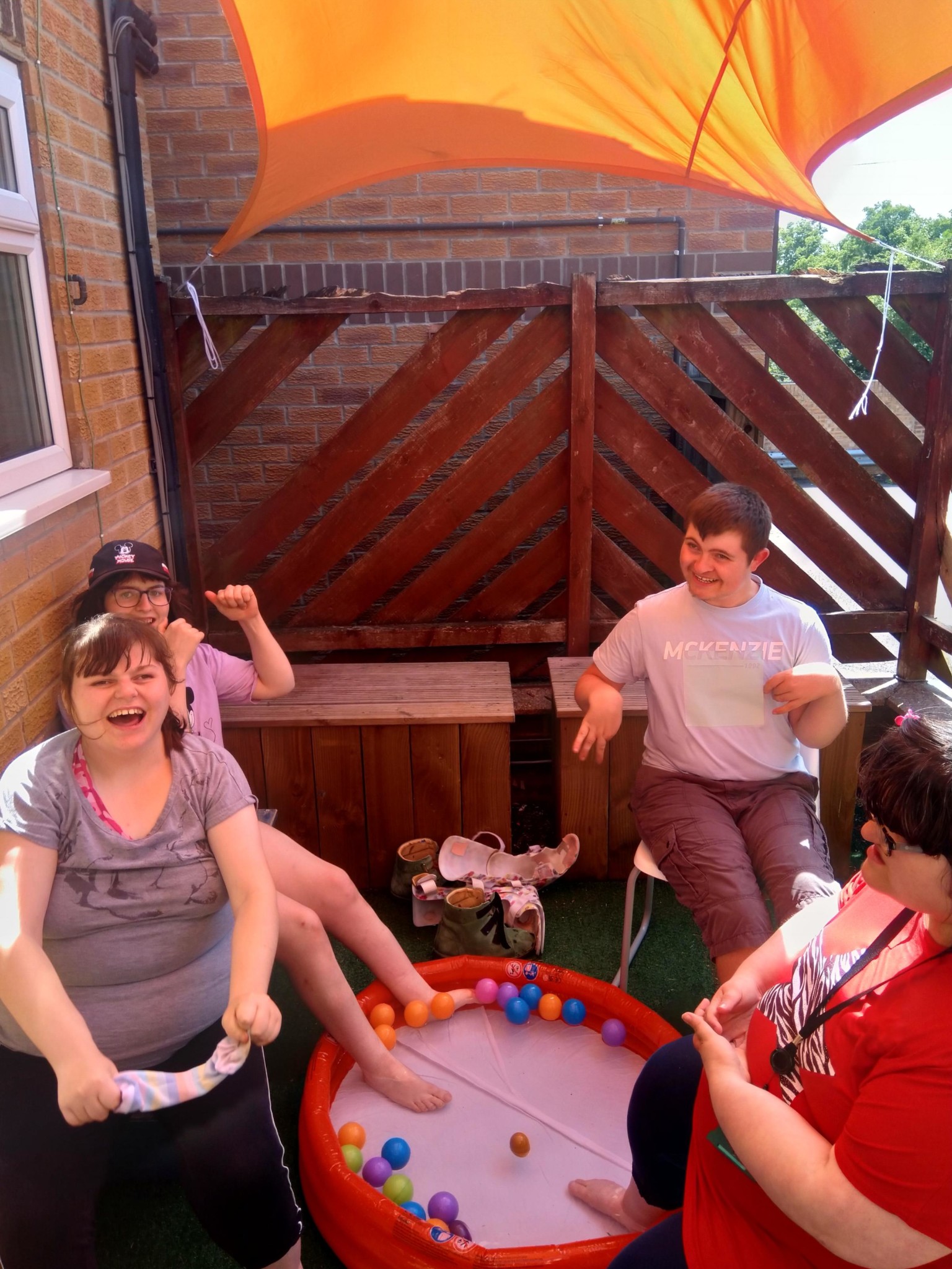 Green Fingers and paddling pools… - space inclusive